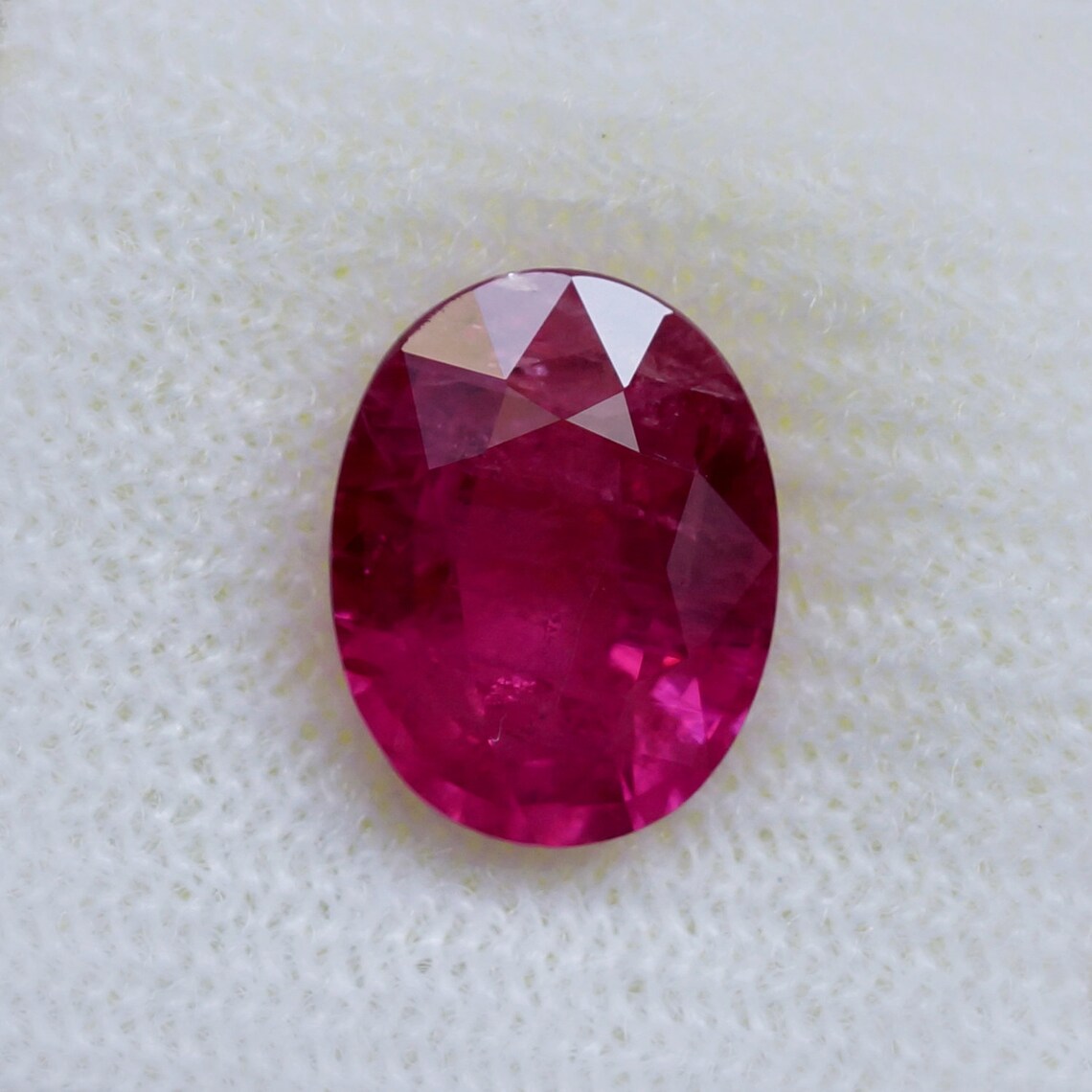 10.45x8.1 Red Pink Ruby, Normal Heat Treatment Oval Shape Ruby Loose ...