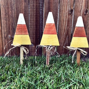 Set of 6 Candy Corn Yard Stakes, Halloween Decor, Garden Art, Wood ...