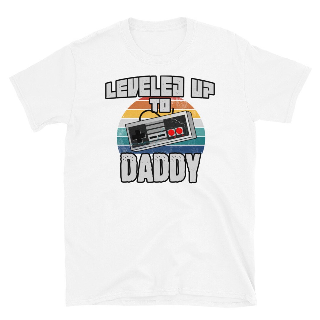 Leveled up to Daddy 2020 T-shirt - Gift Idea for New Fathers and Daddys ...
