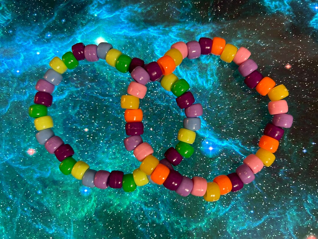 Trixic and Toric Kandi Bracelets - Etsy.de