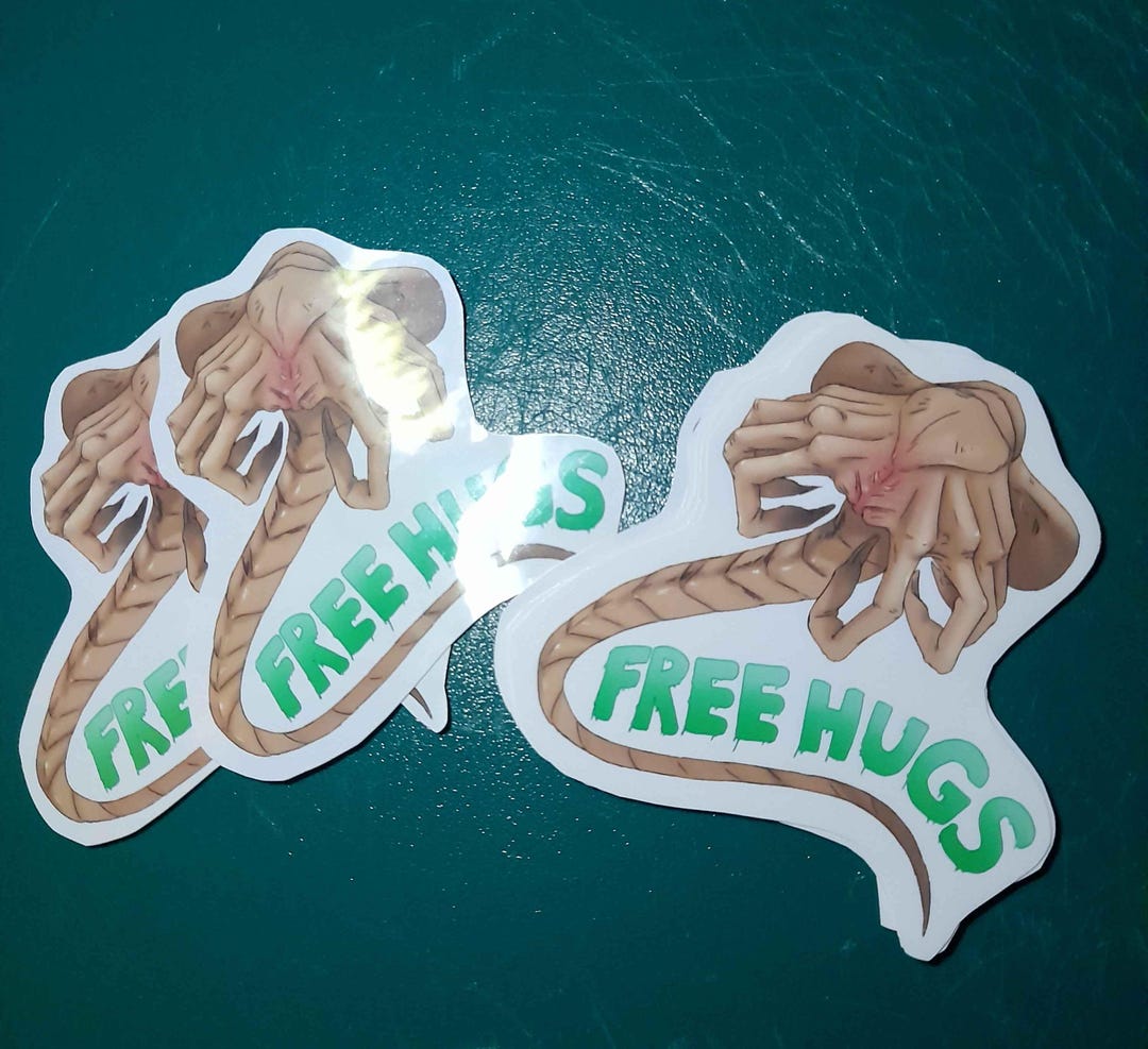 Sticker: Free Hugs Facehugger - Etsy
