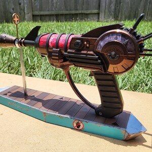 Porter's X2 Raygun MK1 With Pap Stand - Etsy