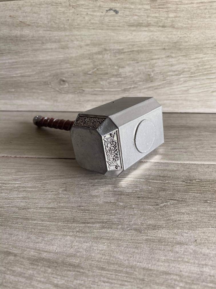 Thor's Pen: Thor | Etsy