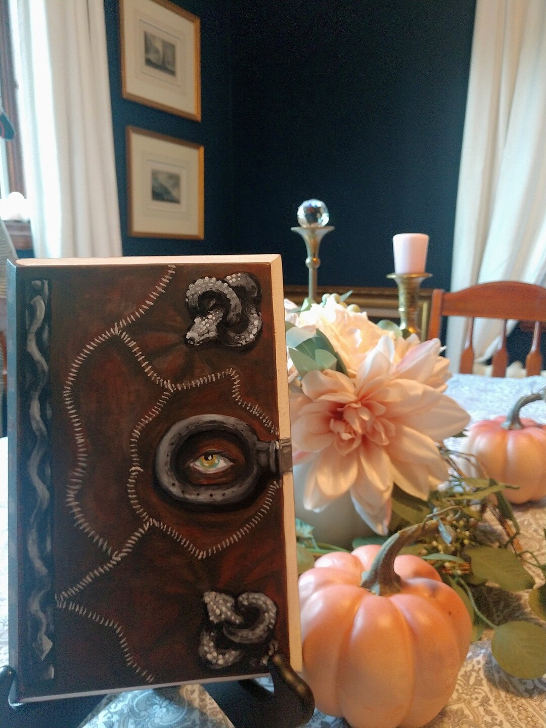 Hand Painted Hocus Pocus Boooook - Etsy