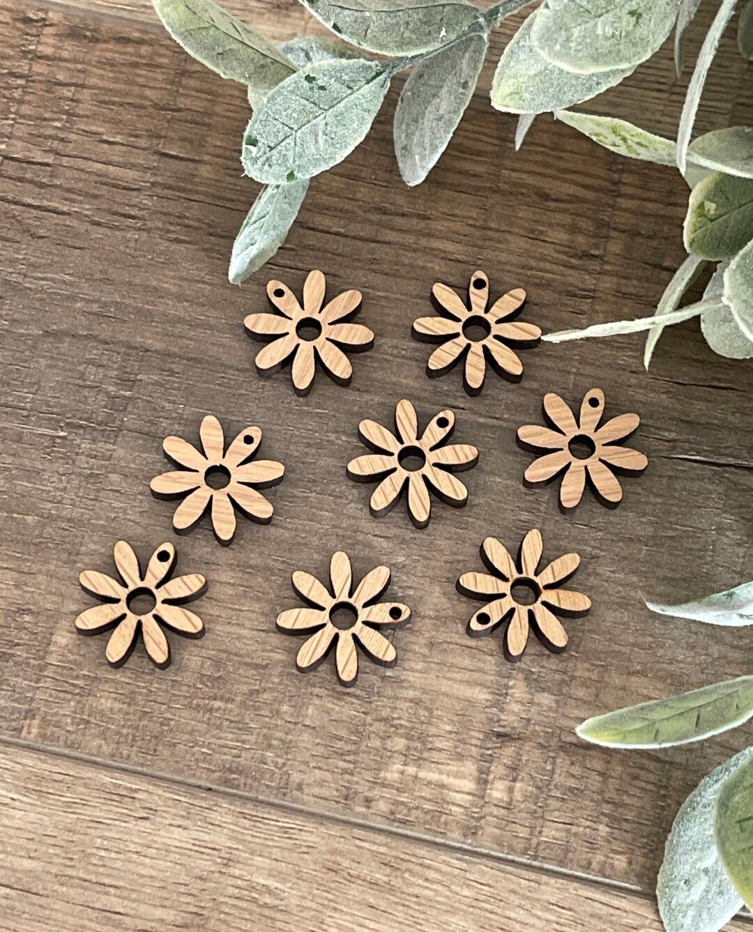 White Oak Daisy Wooden Findings Blanks 1-hole (2pair) - Etsy
