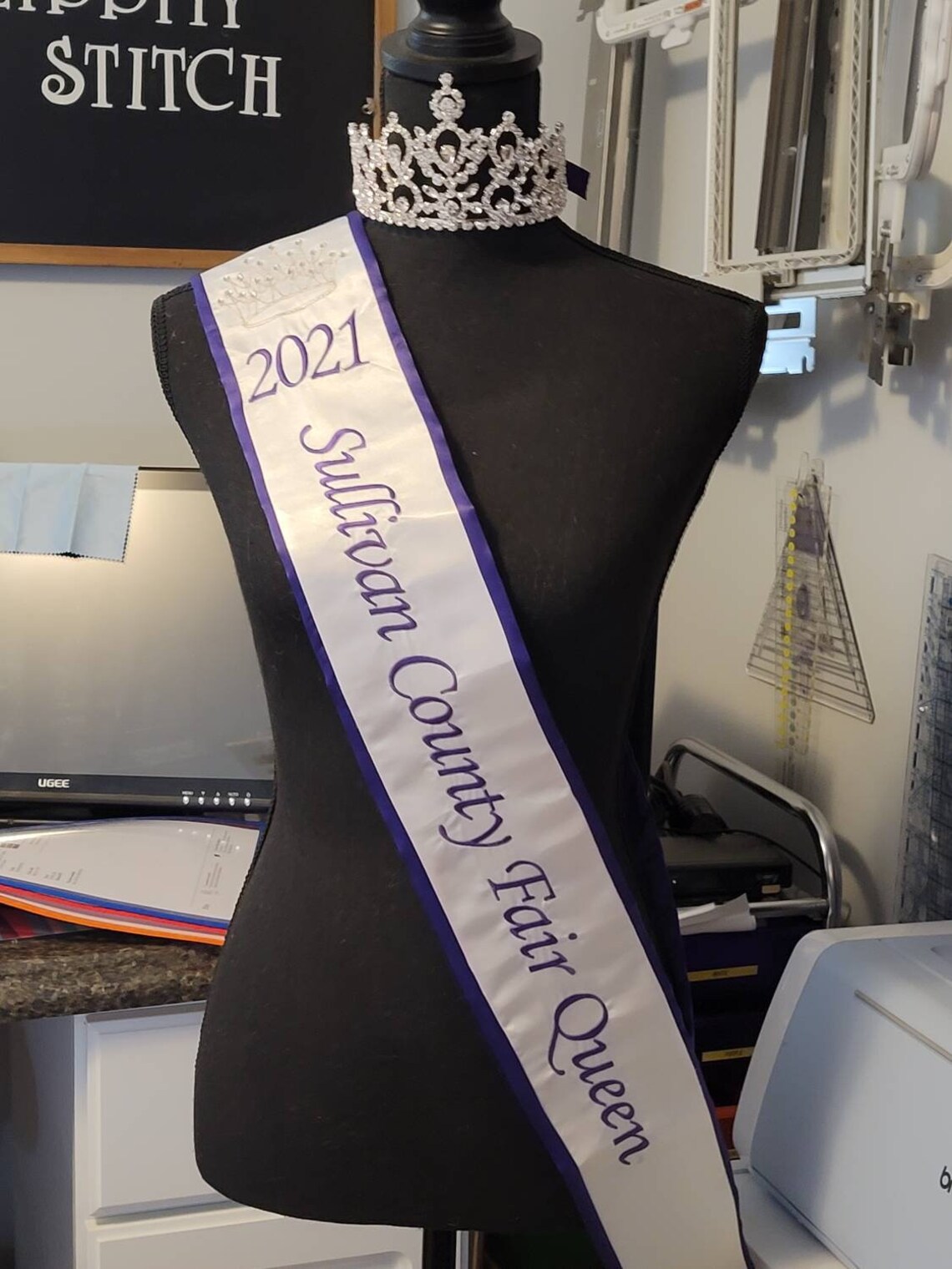 CUSTOM EMBROIDERED SASHES Pageant/Homecoming | Etsy
