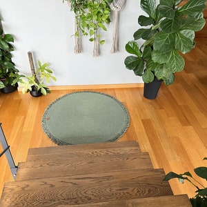 Handmade Woven Cotton Rug, Sage Green, Round Simple Modern Fringed Rug ...