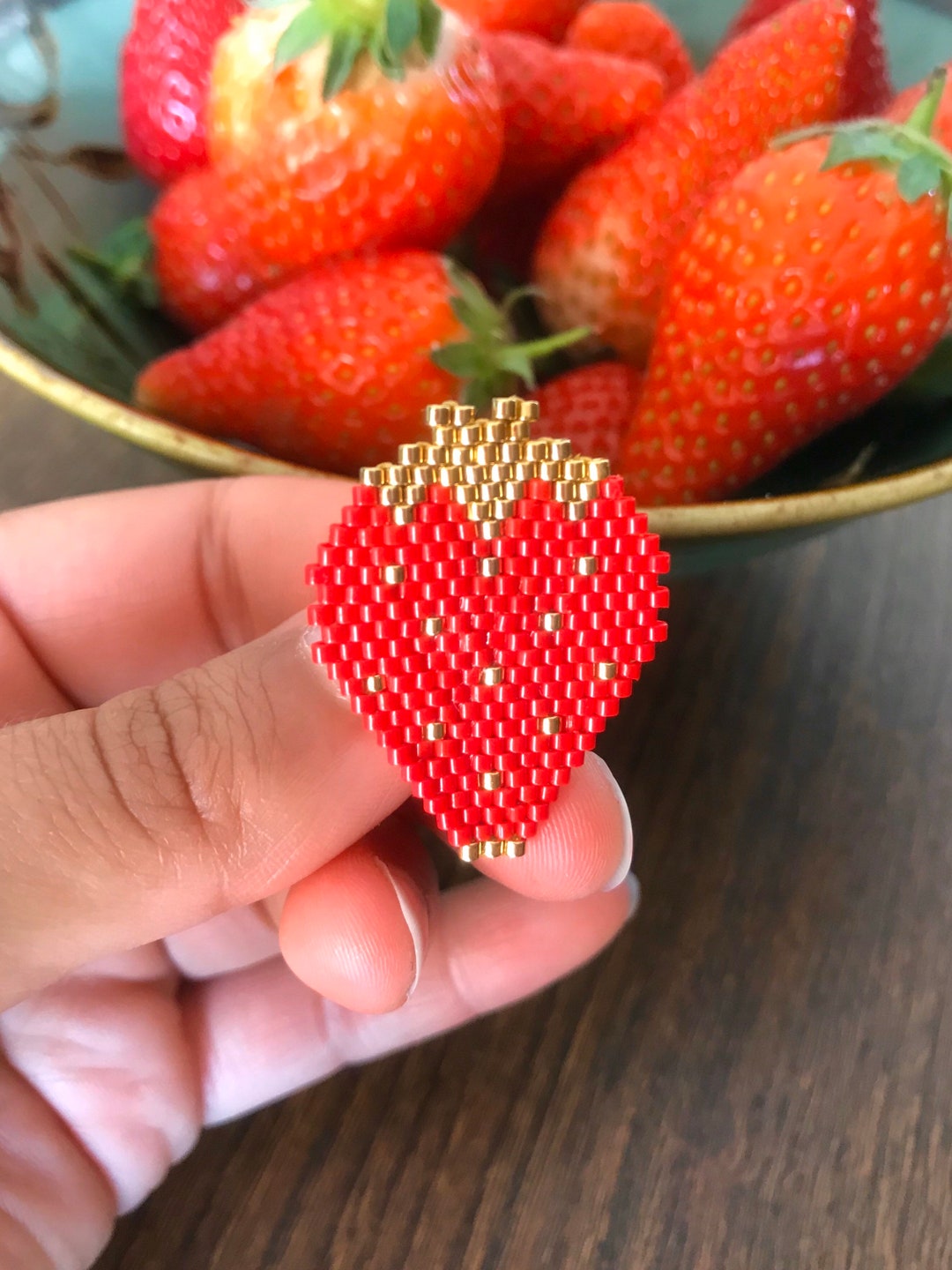 Broche Fraise / fruit - cadeau bijou perles - Etsy France