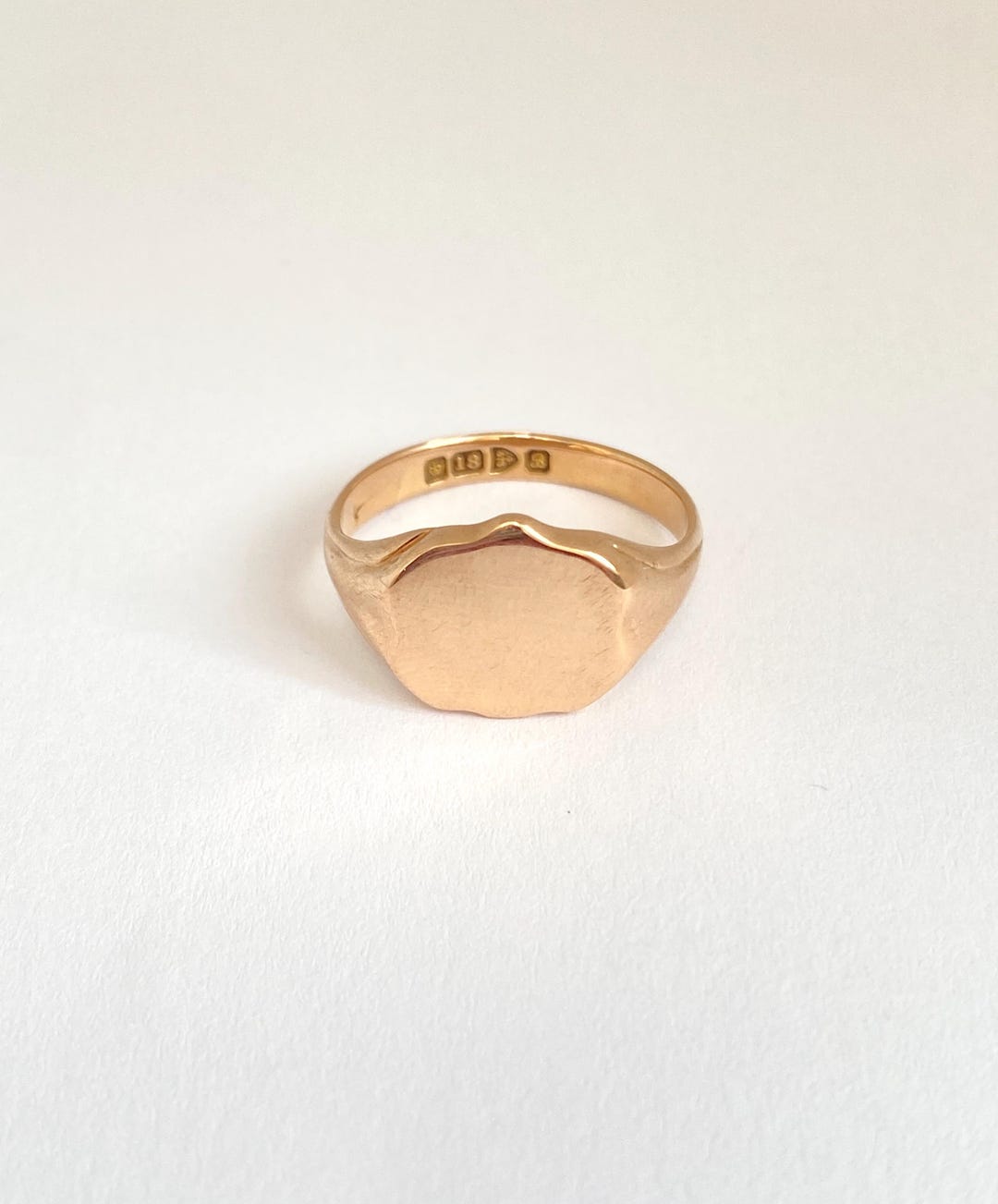 Antique, 18ct Gold Shield/heart Signet Ring (5.18g) Hallmarked, Chester ...