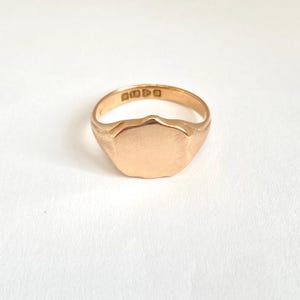 Antique, 18ct Gold Shield/heart Signet Ring (5.18g) Hallmarked, Chester ...