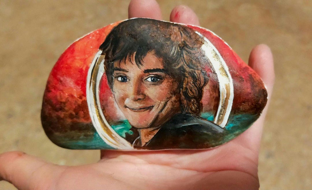 Painted Pebble, Film the Lord of the Ring - Frodon, in Acrylic Paint ...