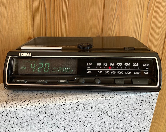 Early 80s RCA Digital-and-doubled Alarm Clock Radio-er. - Etsy