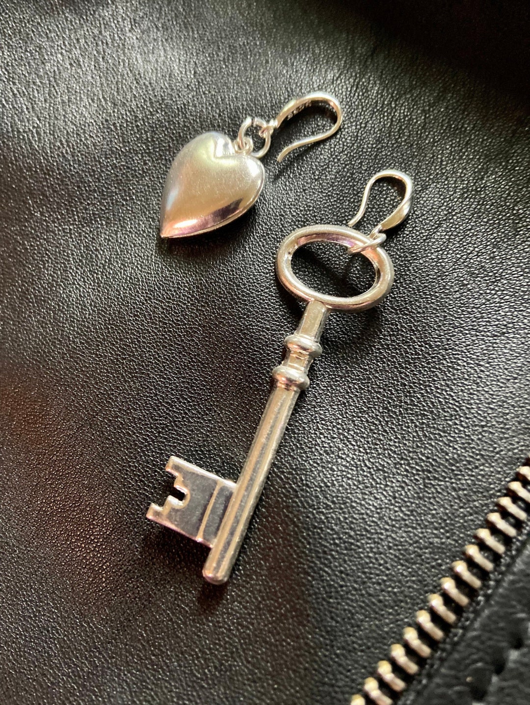 My Heart Under Lock n' Key Drops - Etsy.de