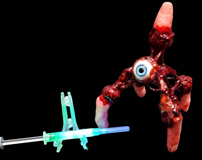 Reanimator Fingerling Eye Figure Sculpture Replica With Syringe - Etsy