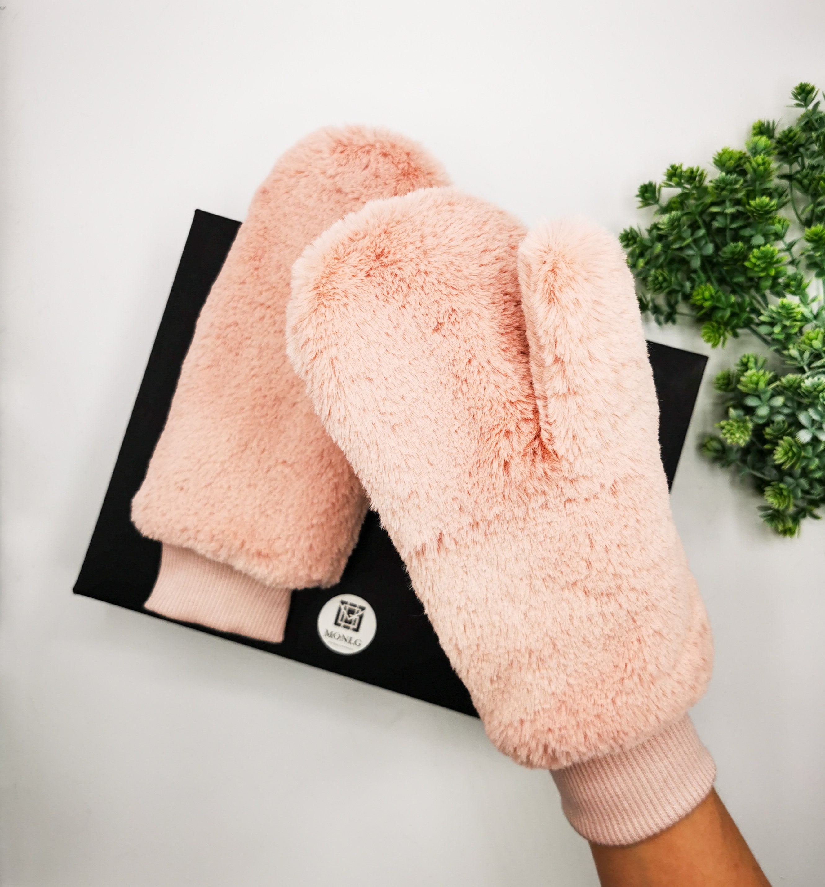 Women’s Faux Fur Mittens, Rose Faux Fur Gloves, Women’s Winter Mittens ...