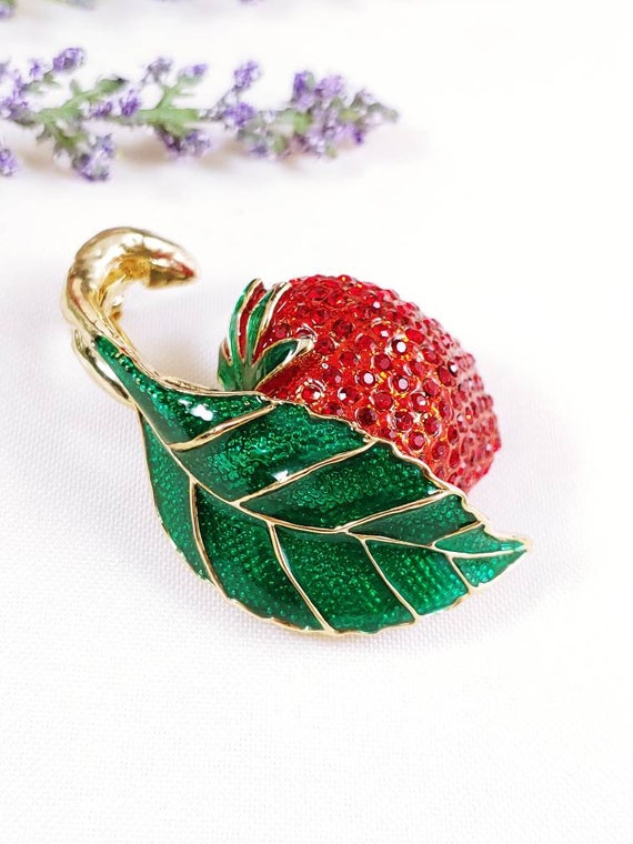 Strawberry Berry Fruit ruby red rhinestone brooch pin… - Gem