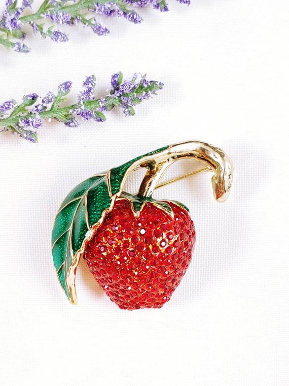 Strawberry Berry Fruit ruby red rhinestone brooch pin… - Gem