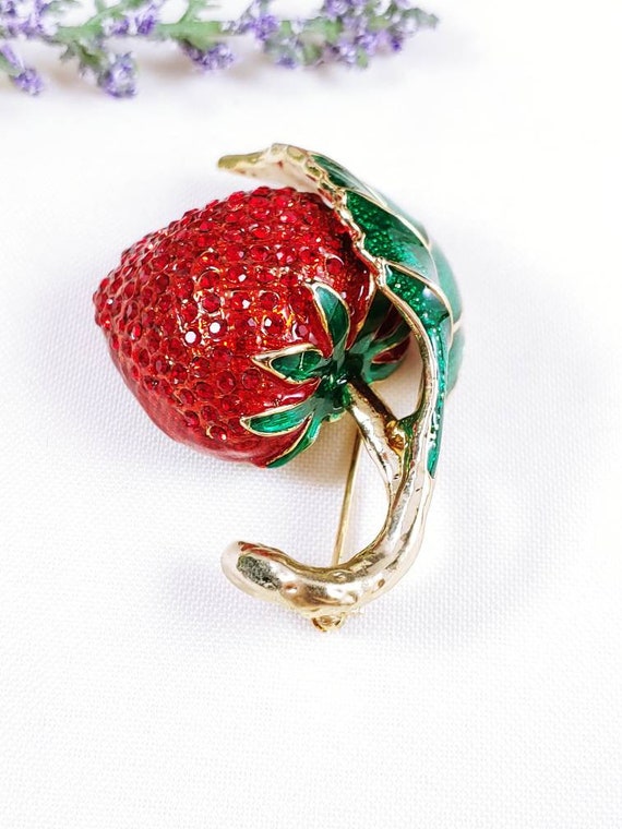 Strawberry Berry Fruit ruby red rhinestone brooch pin… - Gem