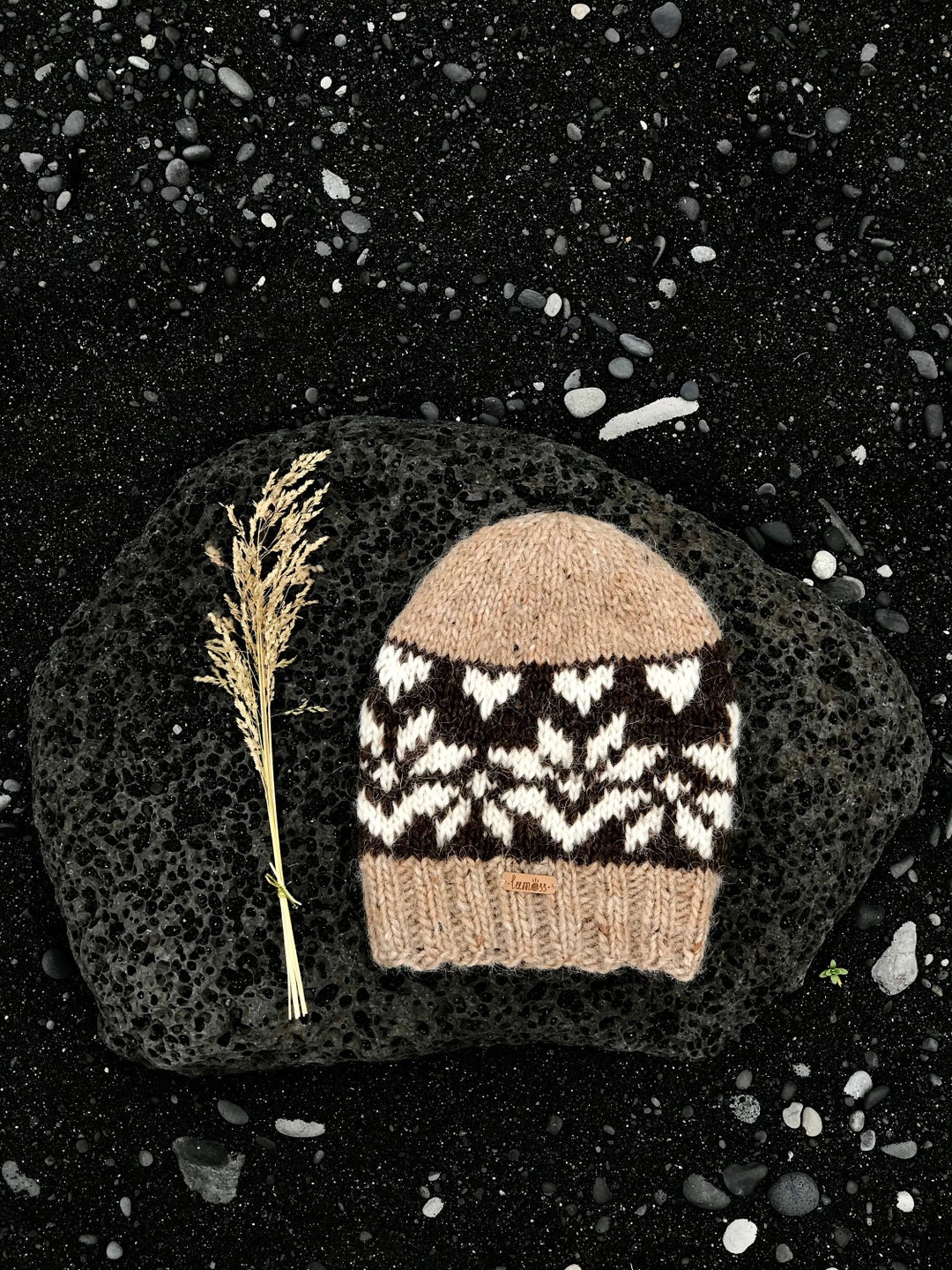 Unique Icelandic Pattern Hat • 100% Icelandic Wool Álafosslopi • Afmæli ...