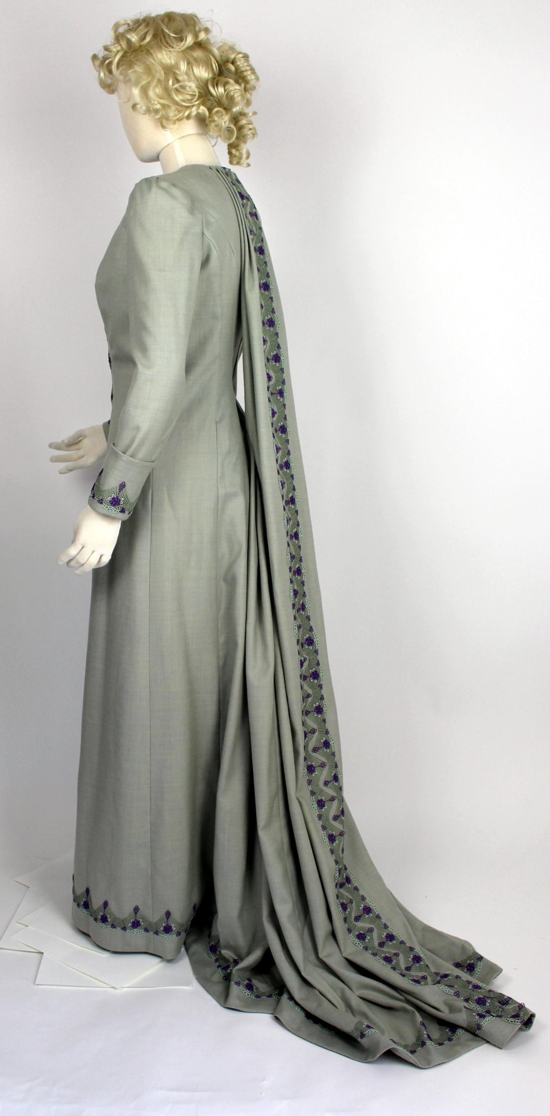 140-B Ladies Princess Line Tea Gown With Watteau Back Sizes 8-32 - Etsy