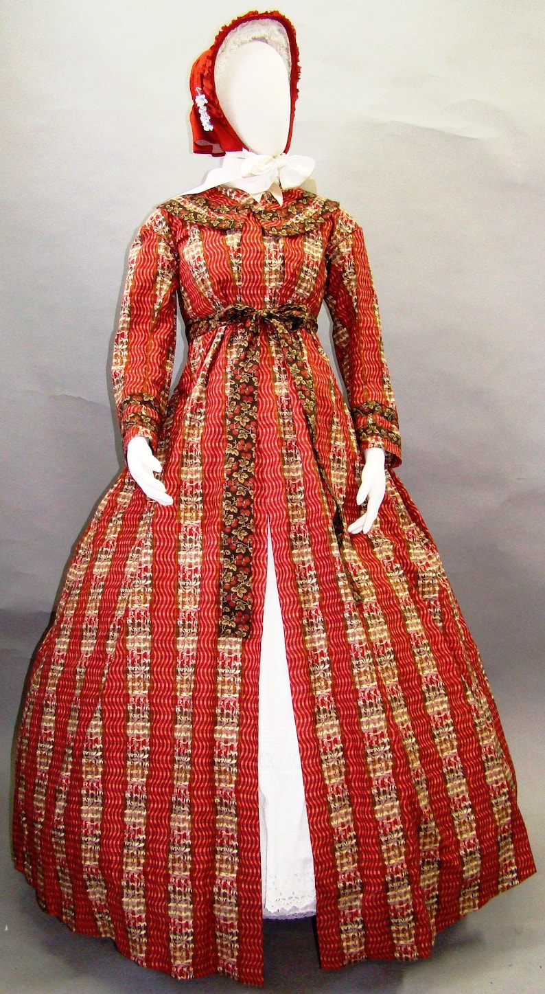 118 Wrapper, Work Dress, or Morning Gown 1840-1860 With Size Layers ...