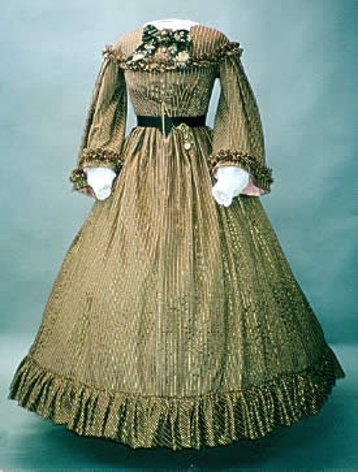 111 1860s Gown With 3 Sleeve Options - Civil War Era - Laughing Moon ...