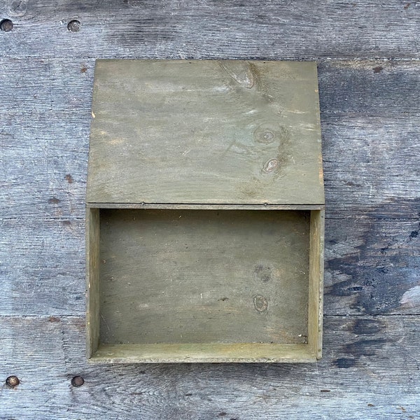 Antique Wooden Box - Etsy