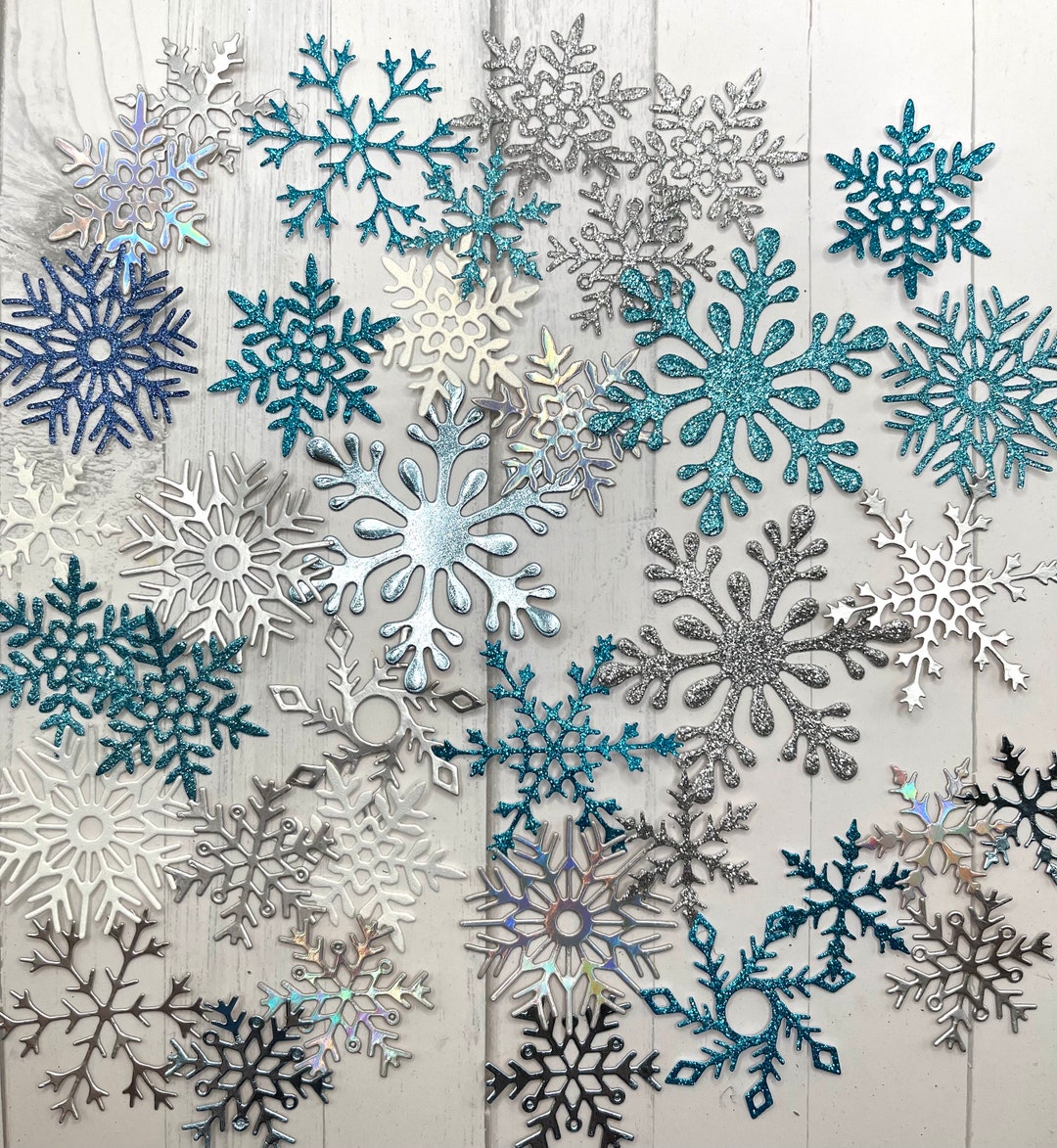 Die Cuts Snowflakes Winter Intricate 16 Pieces Foil Mirror Glitter ...