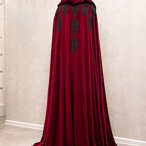 Red Hooded Cloak Vintage Long Capes Velvet Halloween Costumes Viking ...