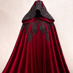 Red Hooded Cloak Vintage Long Capes Velvet Halloween Costumes Viking ...