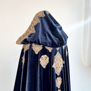 Сape Halloween Velvet Cloak Hooded Cloak Halloween Clothes Long Cape ...