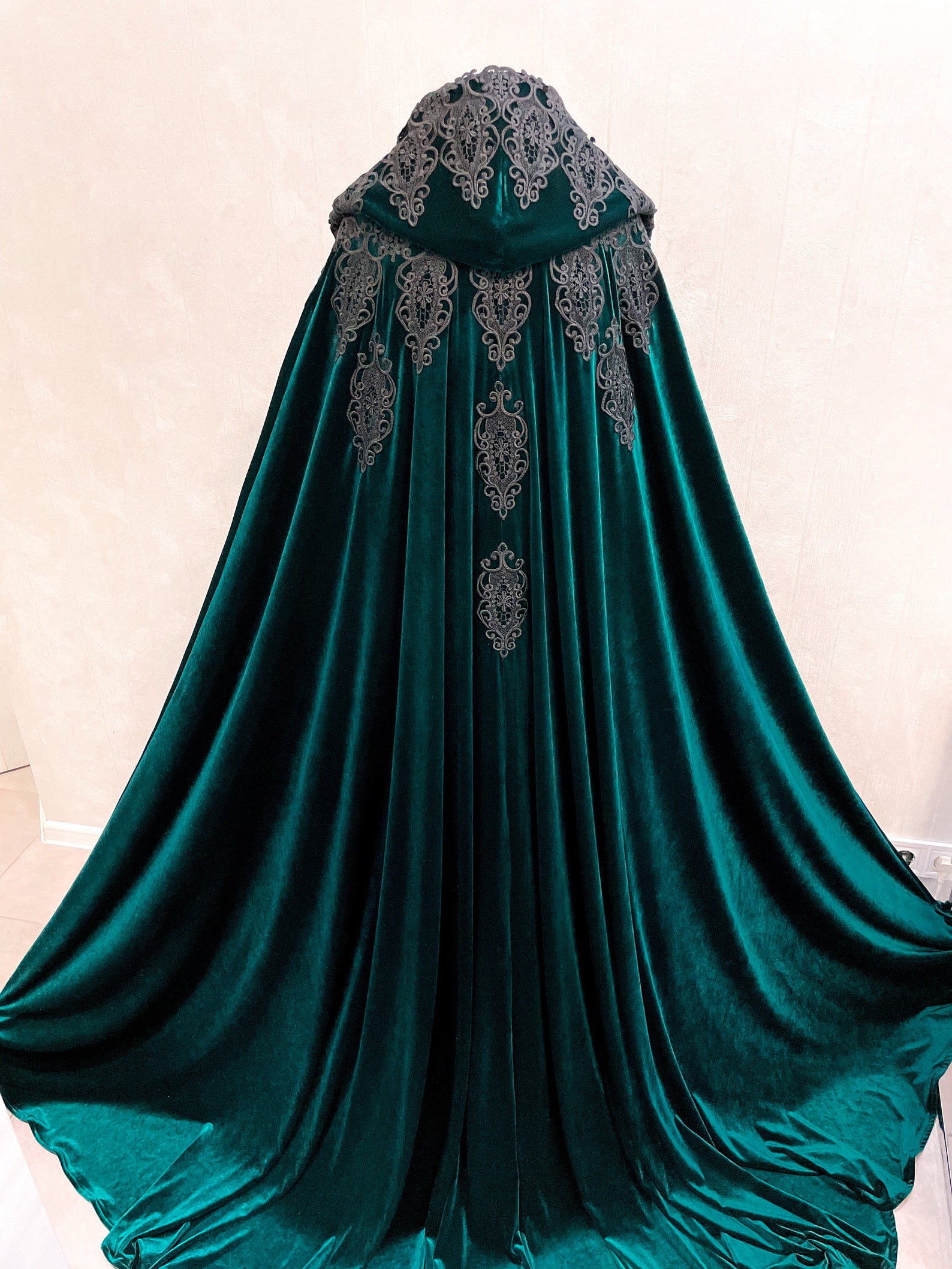 Cape Halloween Velvet Cloak Theater Cloak Hooded Cloak Halloween ...
