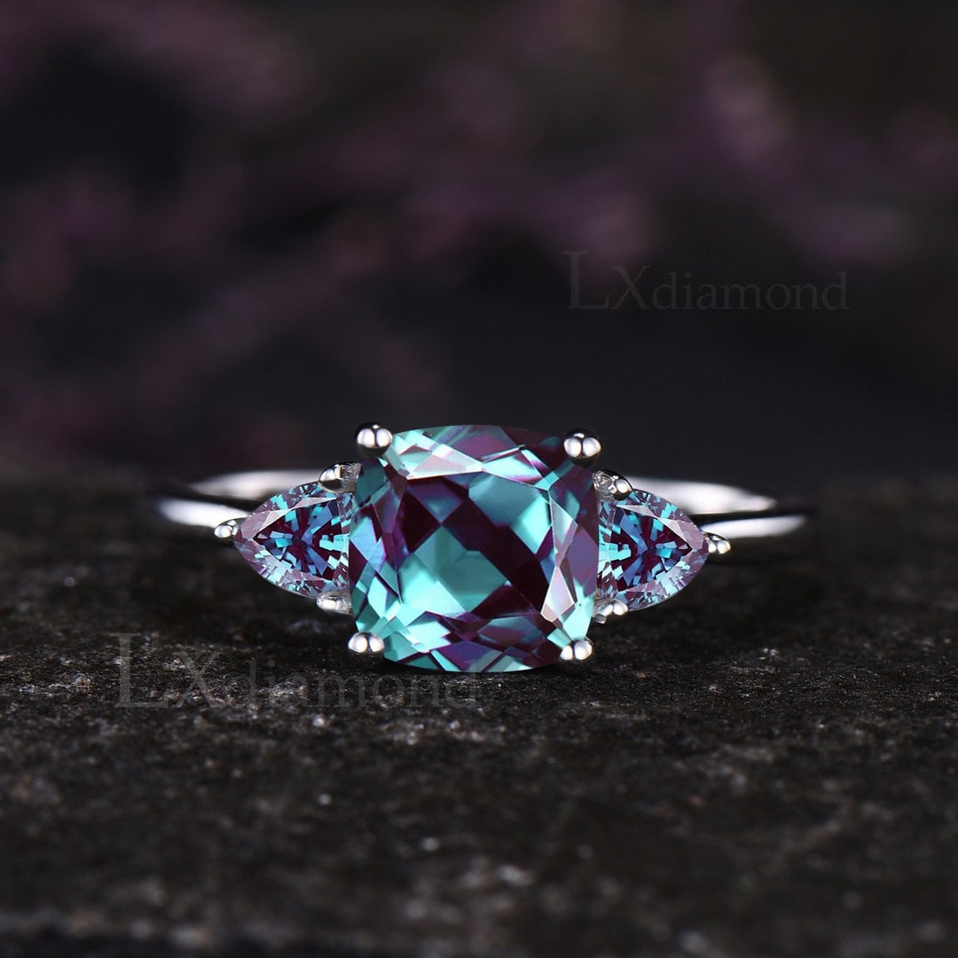 Unique Cushion Cut Alexandrite Engagement Ring Vintage Trillion ...