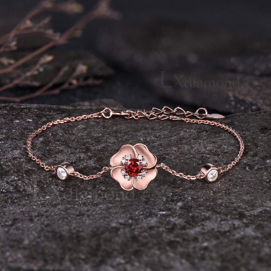 Unique Nature Inspired Jewelry Flower Bracelet Round Cut Natural Garnet ...