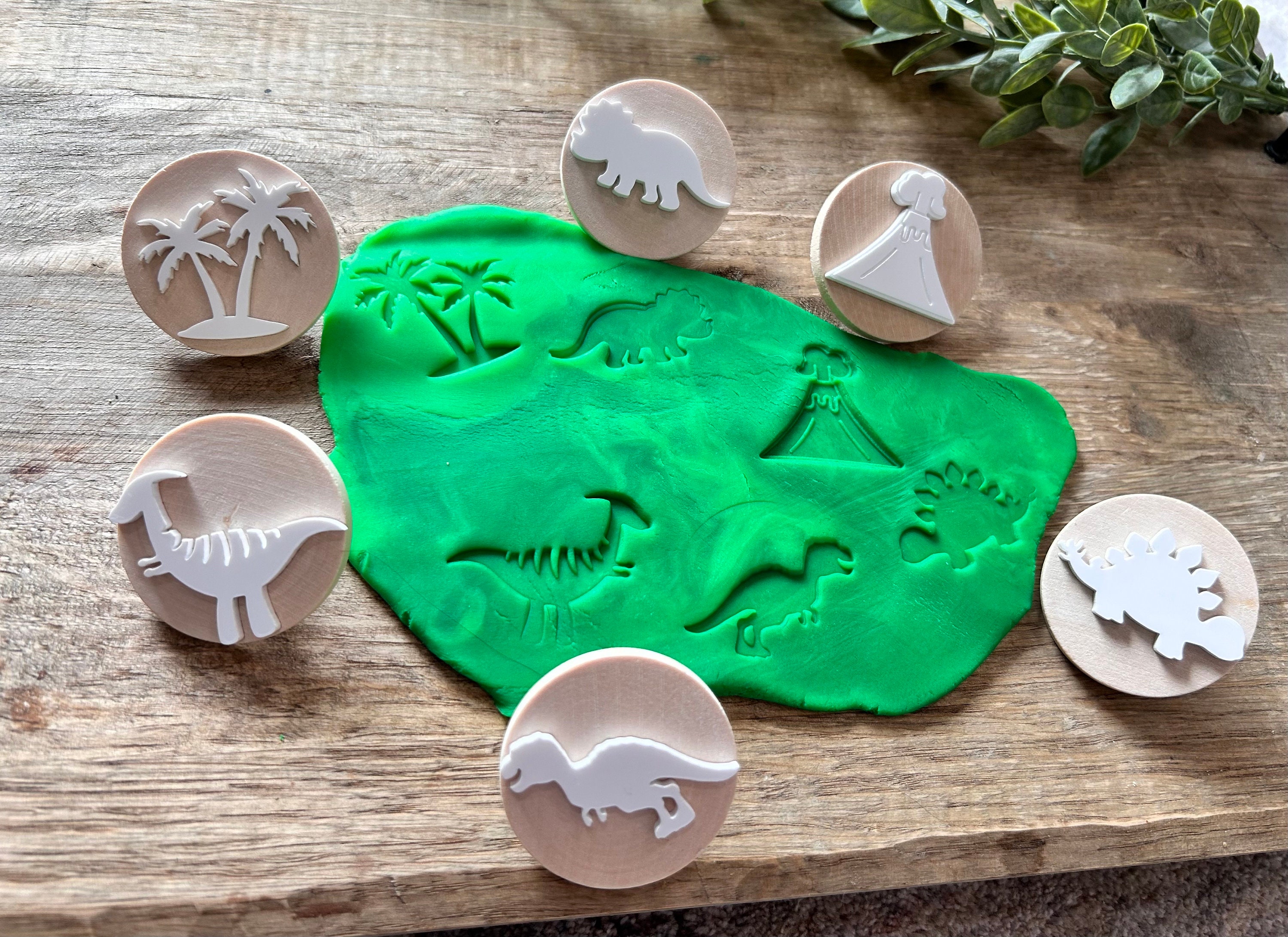 DINOSAUR // Play Dough Stamp Set // Jurassic // Sensory Bin ...