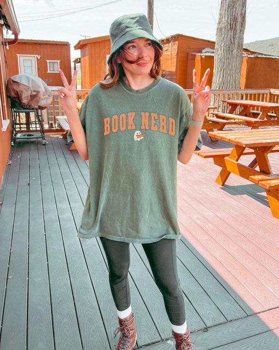 Nerd Outfit Ideas For Girls