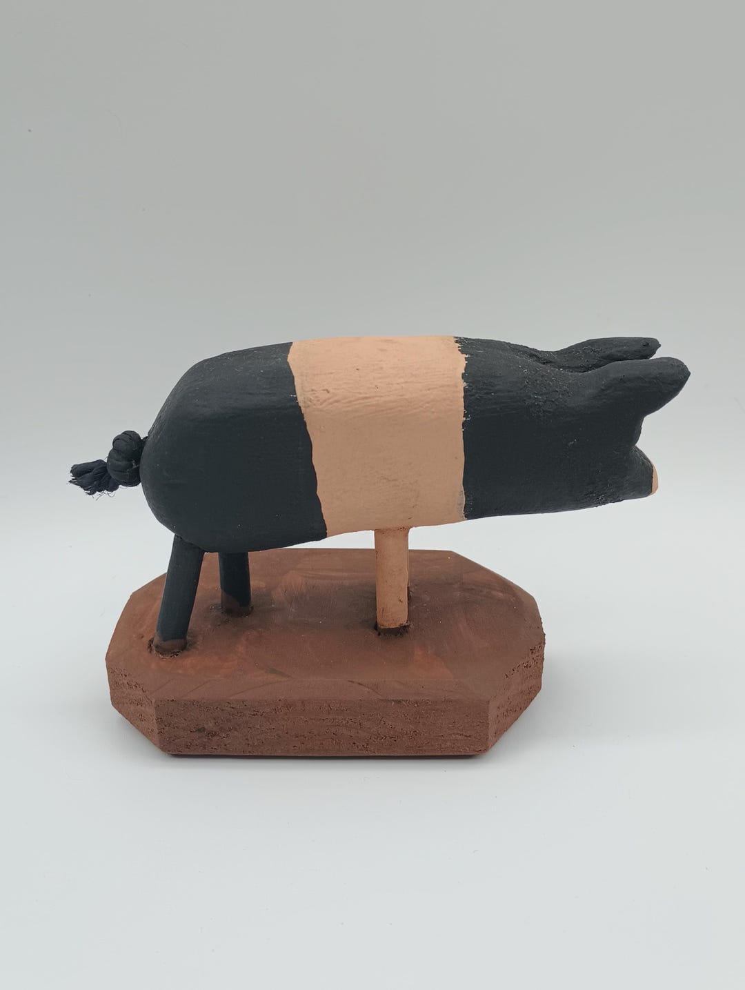 Pig With Middle Stripe on Mud Base Woodcarving Cute Curly Tail and Hand ...