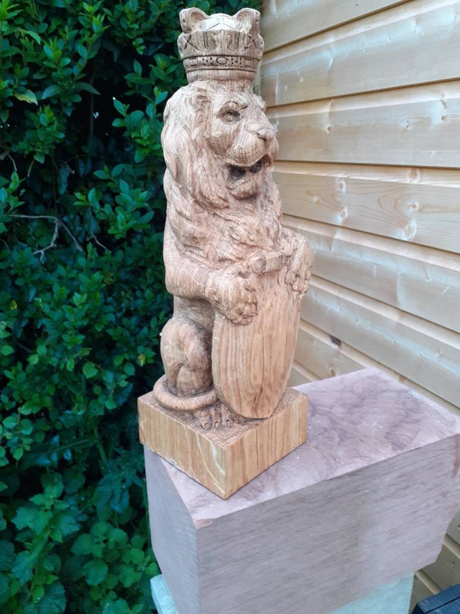 Oak Heraldic Lion Staircase Finial Oak Finial - Etsy