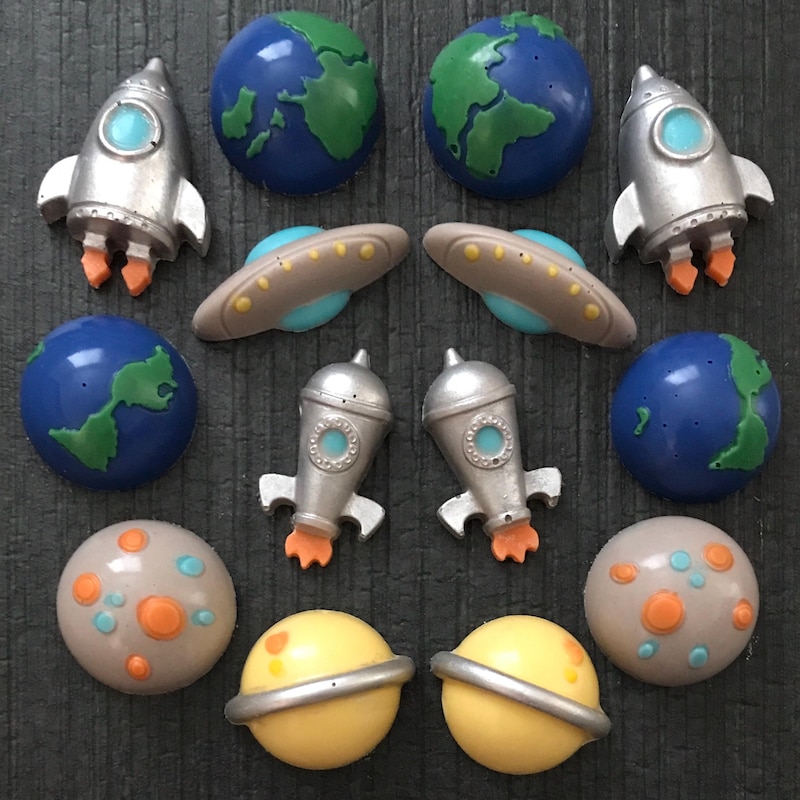 Space Edible Cake Decor - Etsy