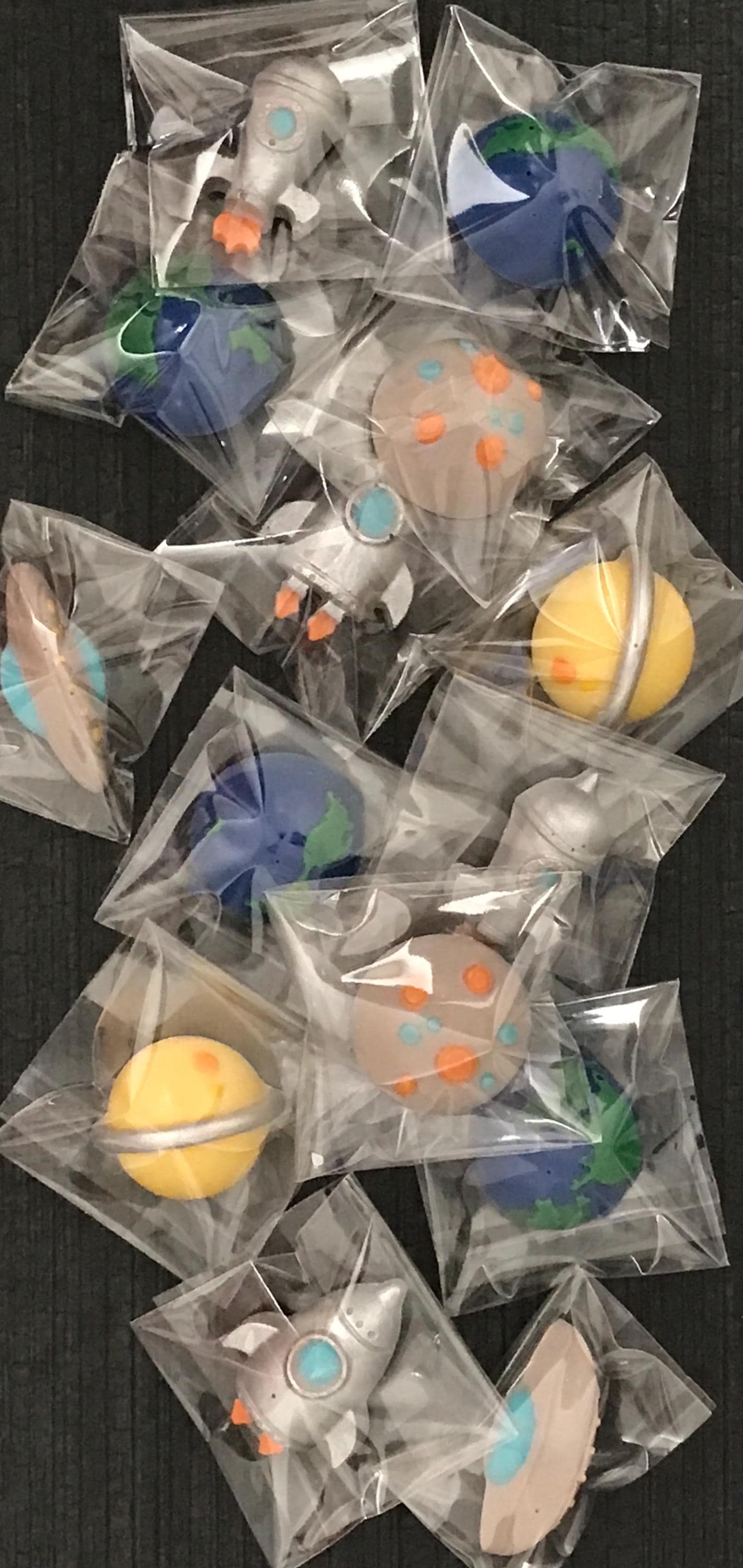 Chocolate Planets, Rockets and Ufo’s | Box of 14 Individually Wrapped ...