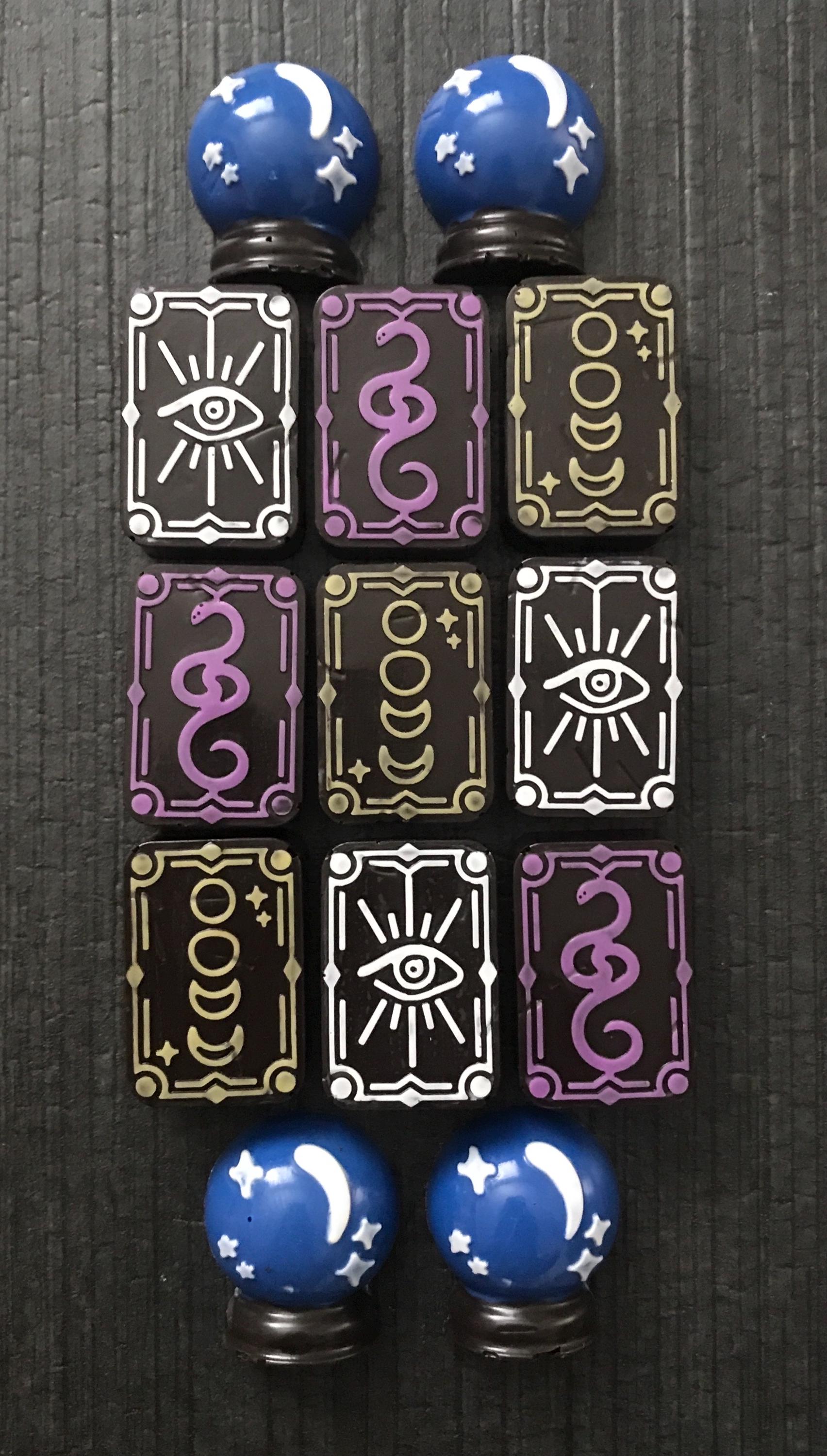 Chocolate Tarot Cards & Crystal Balls | Chocolate Tarot Gift Box ...