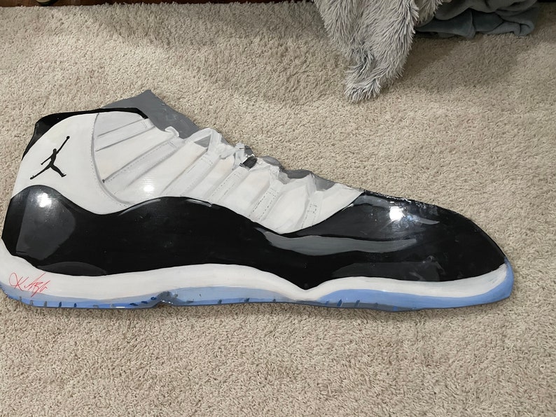Custom Sneaker Table - Etsy
