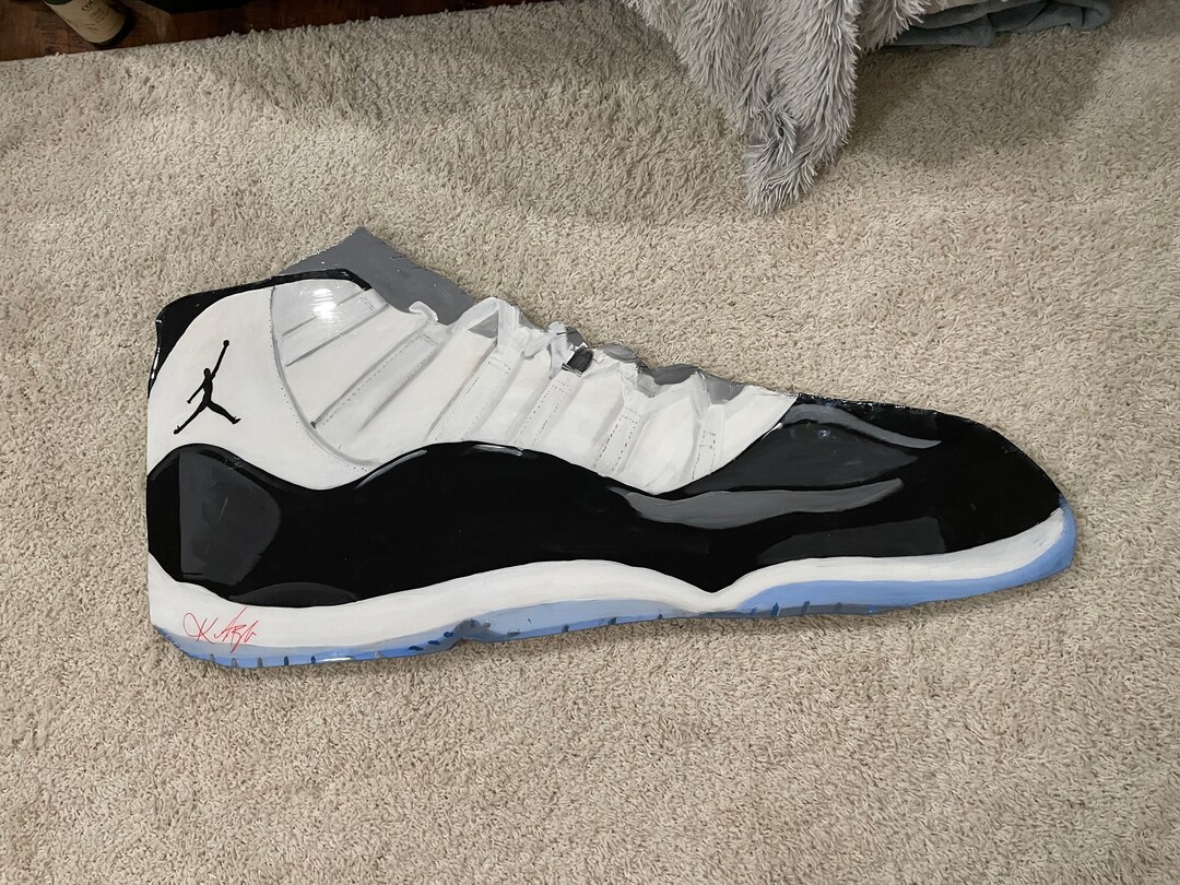 Custom Sneaker Table - Etsy