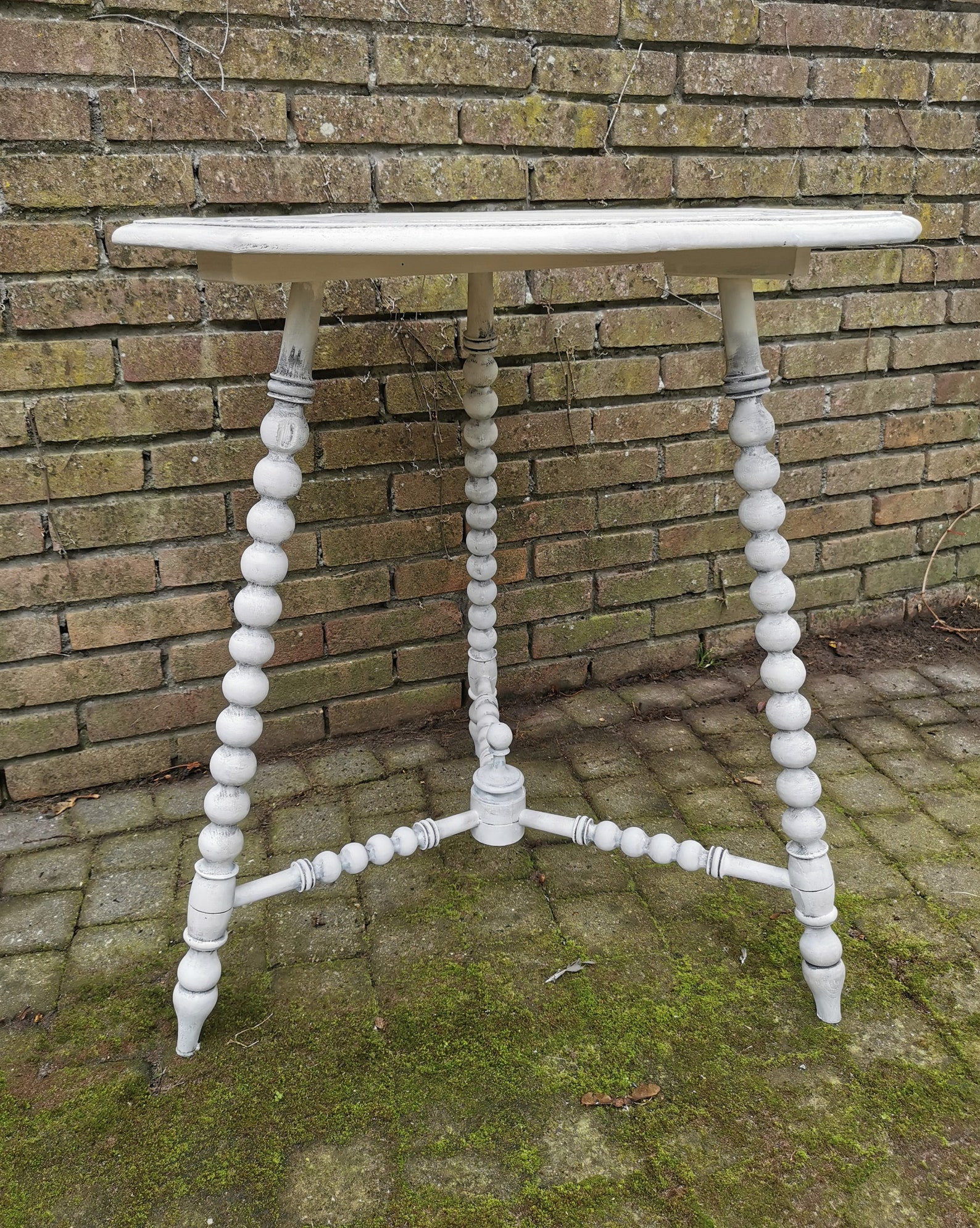 Vintage Bobbin Leg Table - Etsy