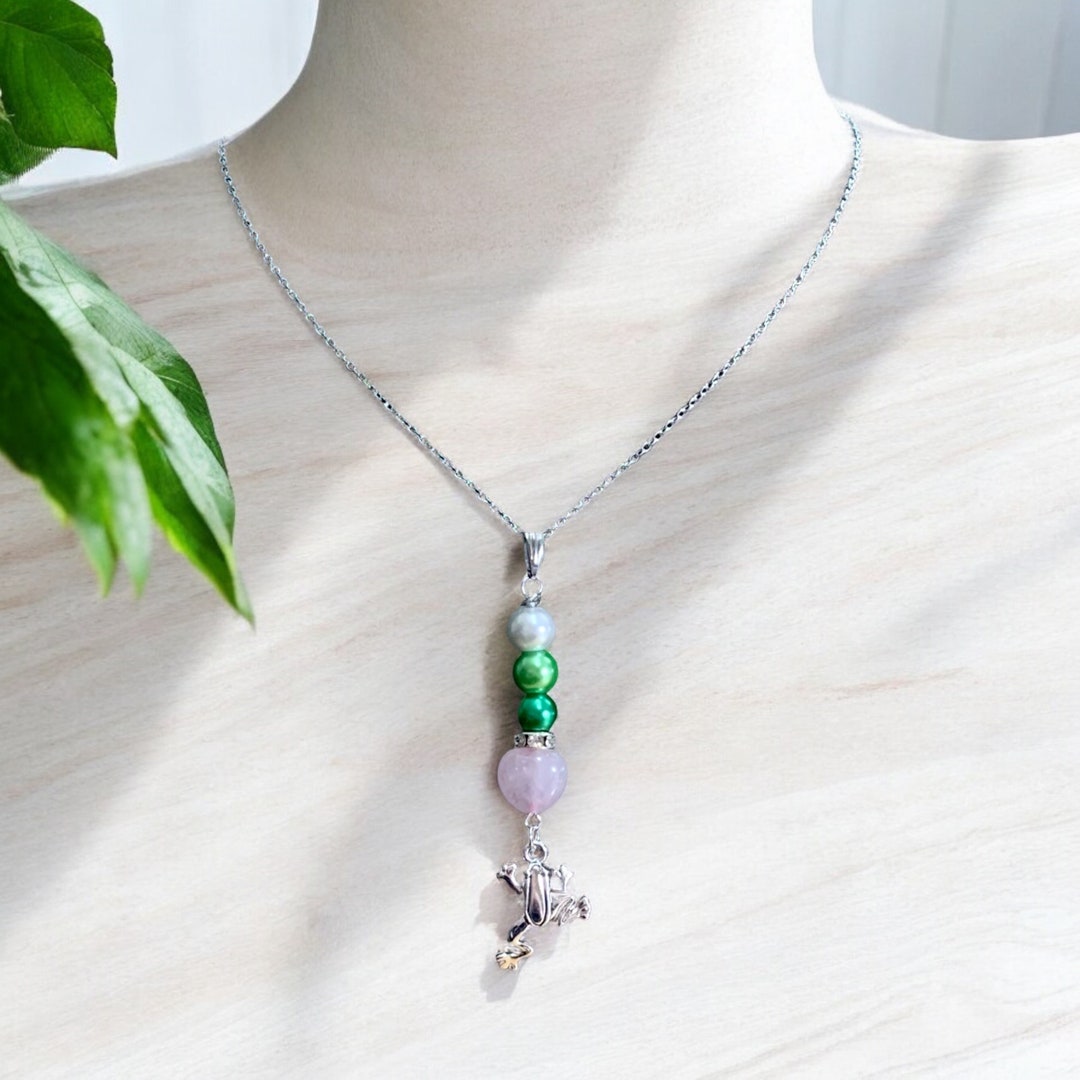 Gorgeous Silver Plated Frog Necklace Choice of 5 Different Frog Styles ...