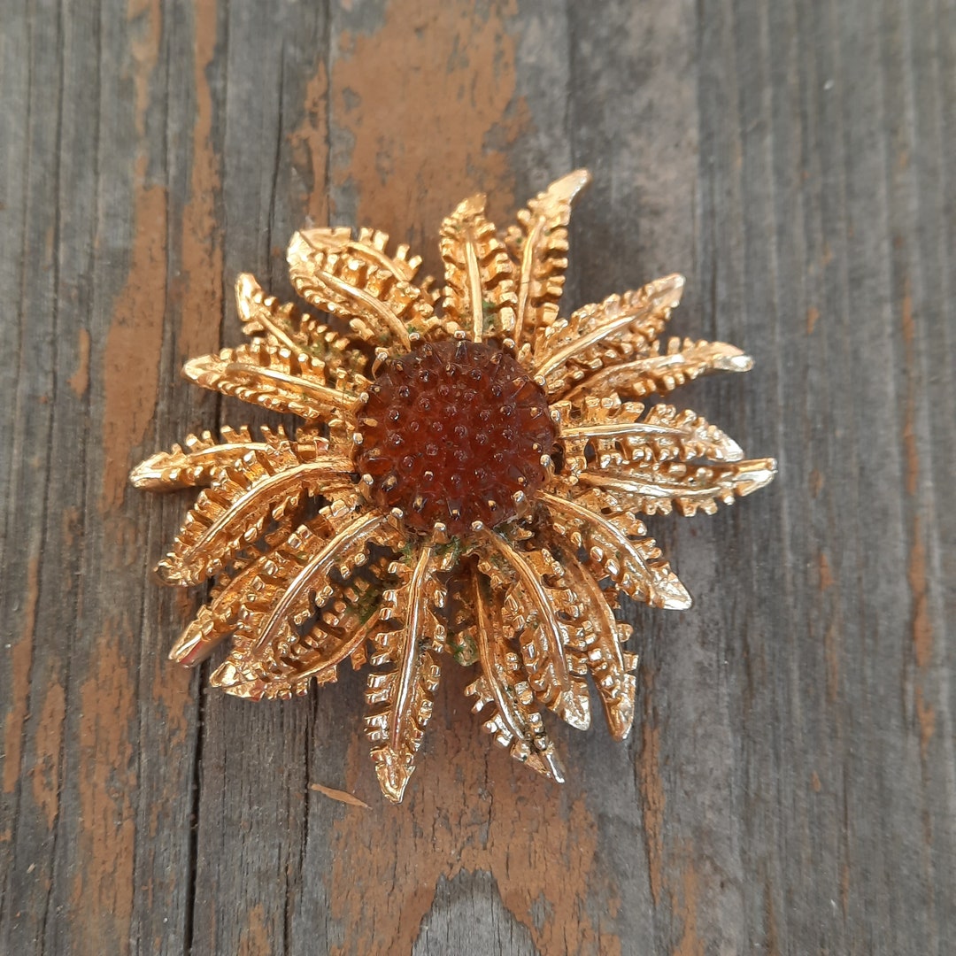 Vintage Flower Brooch Golden Flower Brooch Metal Brooch - Etsy