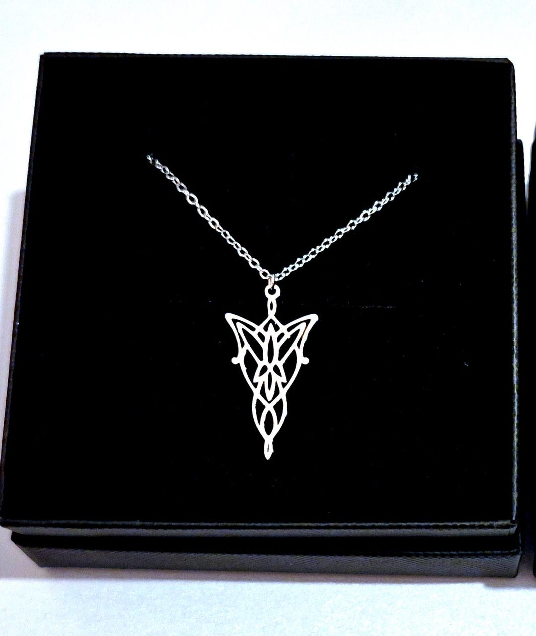 Lord of the Rings Elvish Arwen Evenstar Stainless Steel Silver or Gold ...