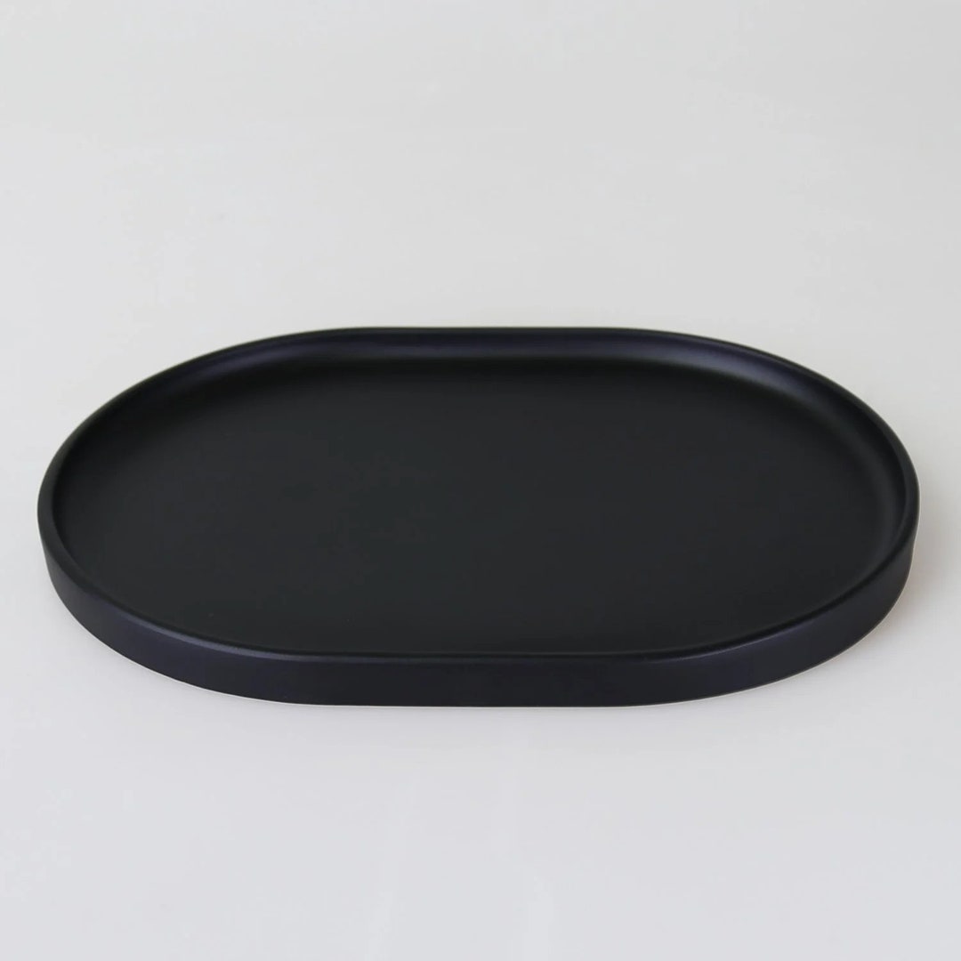 Victoria Large Oval Bathroom Tray in Black Color / Jewelry and Perfume ...
