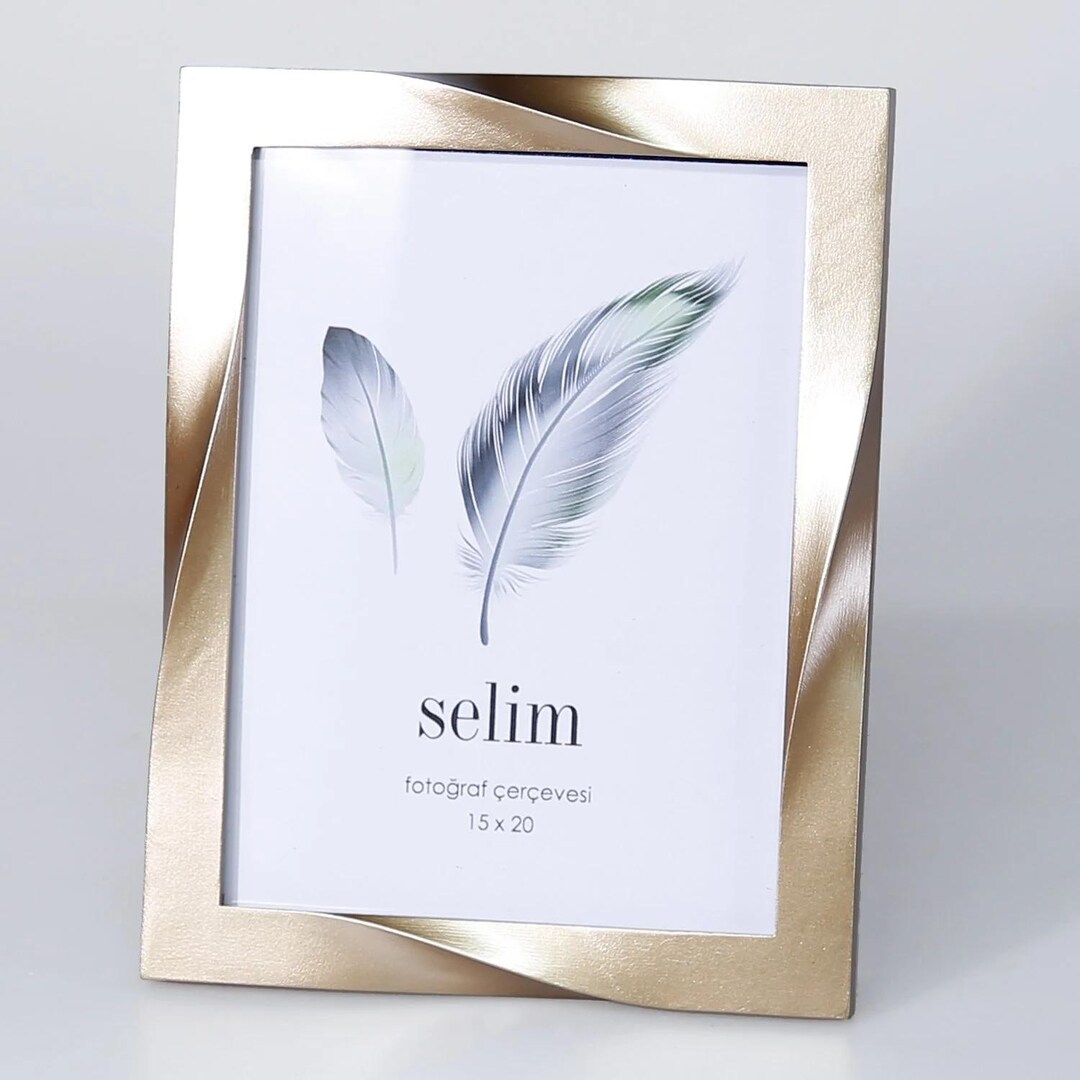 Curved Collection Photo Frame – Picture Frame for Tabletop, Baroque ...