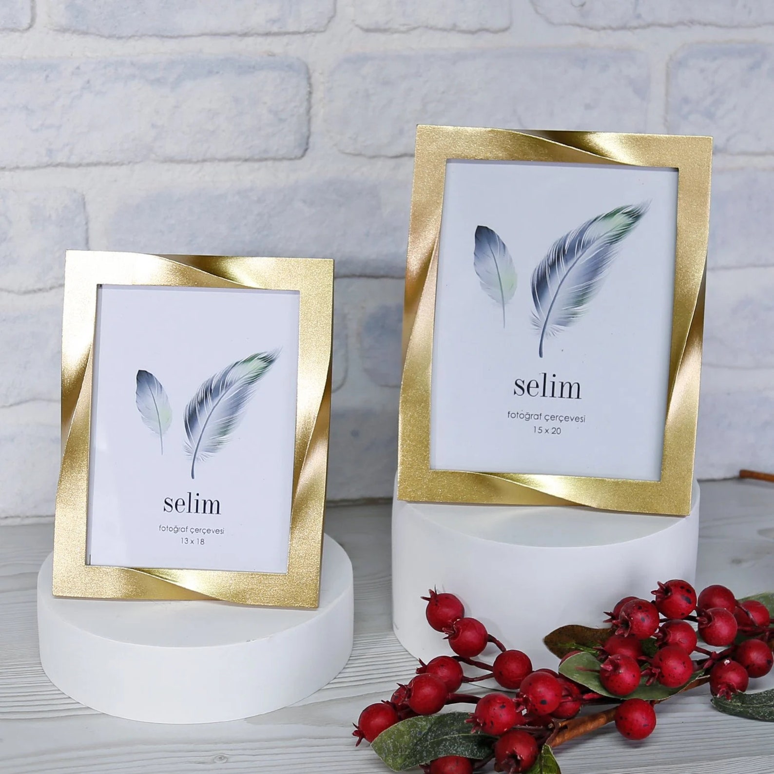 Curved Picture Frames in Gold Color / 5x7 Inche / Upload Your - Etsy